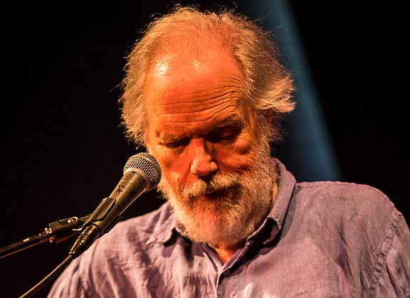 Leo Kottke, il maestro del fingerpicking in Italia dopo quasi 50 anni